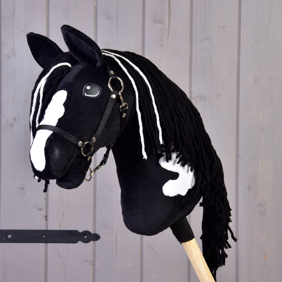 Hobby Horse Merlin with black halter (size M)– Hobby Horse LarDen